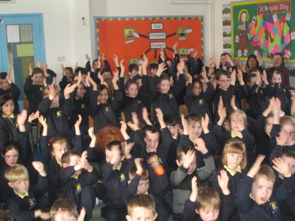 Emigration Drama with Patsy Cavanagh | Scoil Cholmcille Greencastle ...